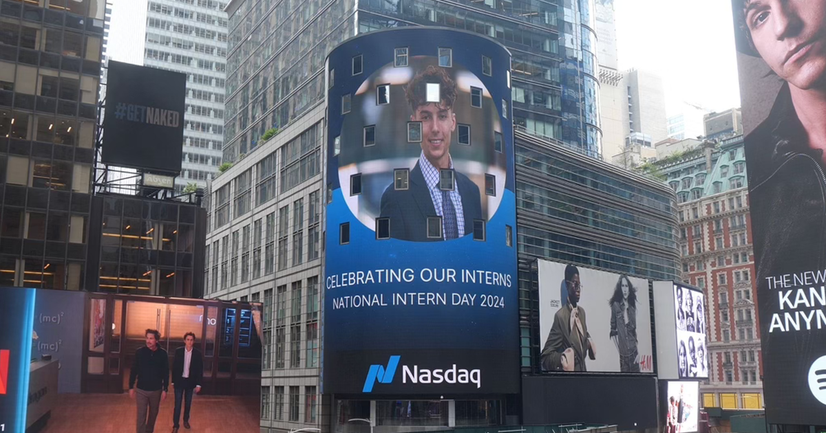 On track after NASDAQ internship - La Salle University